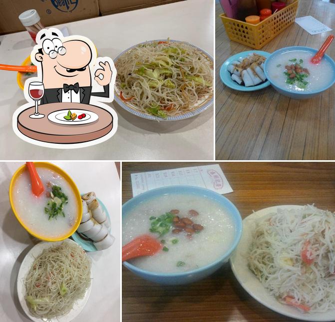 Kwong Kee Congee restaurant, Hong Kong, 1 On Chee Rd - Restaurant reviews