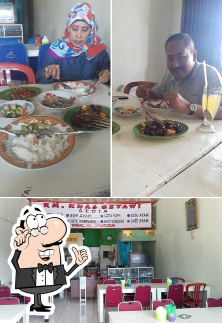 Sop sate soto khas betawi Pak H Sukma Kumis restaurant, Tangerang