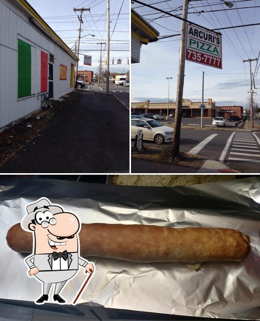 Arcuri's Pizzeria, Utica - Restaurant menu, prices and reviews
