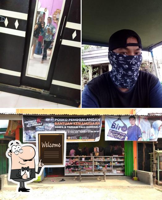 Kedai Martabak Pandan Al-Mulk cafe, Indonesia - Restaurant reviews