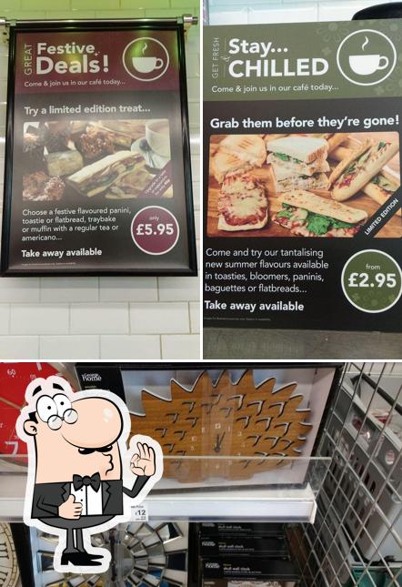 Asda Living Hull in Anlaby with Anlaby Common - Restaurant reviews