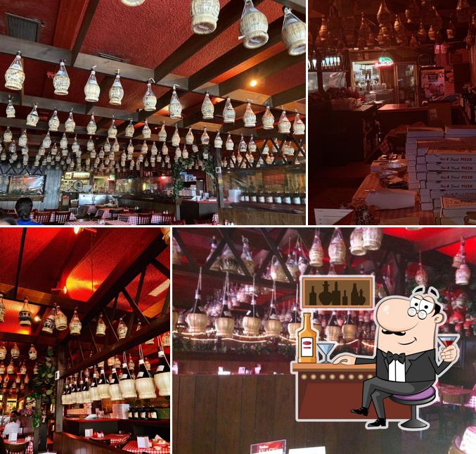 Filippis Pizza Grotto Pacific Beach, 962 Garnet Ave in San Diego - Restaurant menu and reviews