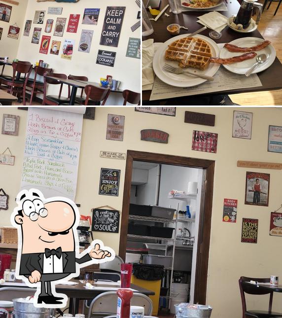 Yellow Cat Cafe in Lakeville in Lakeville - Restaurant menu and reviews