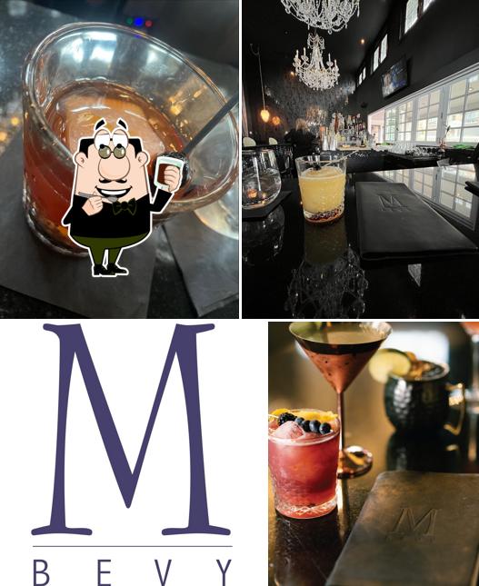 Pub y bar M Bevy, Chagrin Falls - Carta del restaurante y opiniones