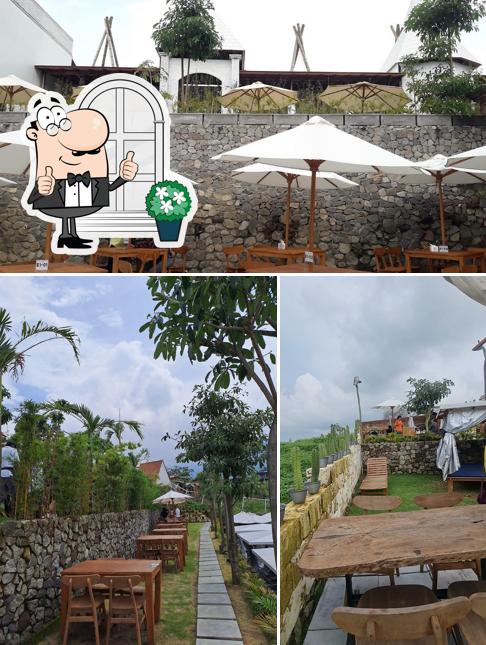 Independent Cafe Resto - Restaurant menu, prices and reviews