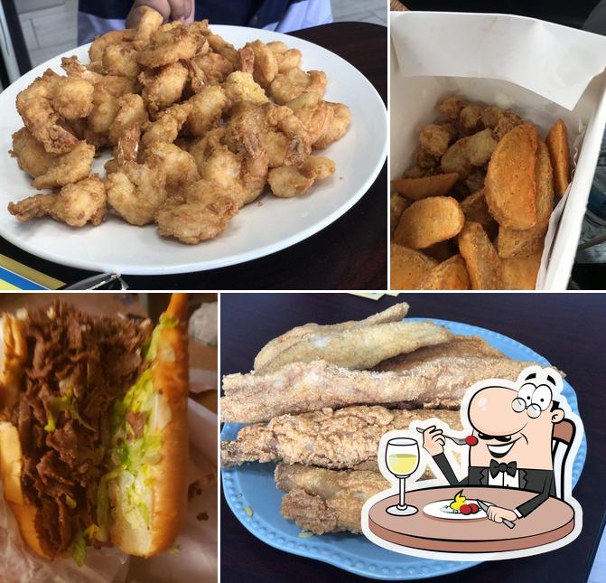 Sharks Fish & Chicken in Temple Hills - Restaurant menu and reviews