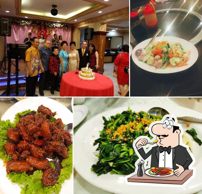 Famili Ria, North Jakarta - Restaurant menu, prices and reviews