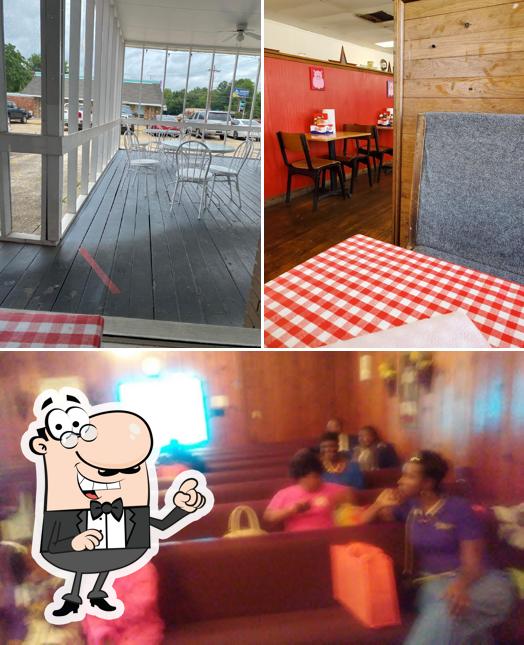 Little Dooey in Columbus - Restaurant menu and reviews