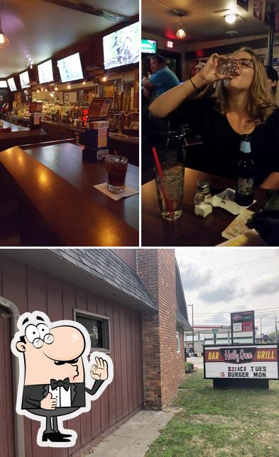 J's Holly Inn Bar & Grill, Holly - Restaurant menu, prices and reviews