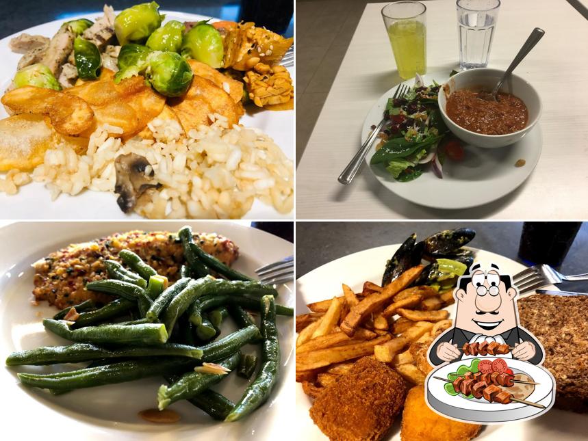 uOttawa Dining Hall, Ottawa - Restaurant menu, prices and reviews