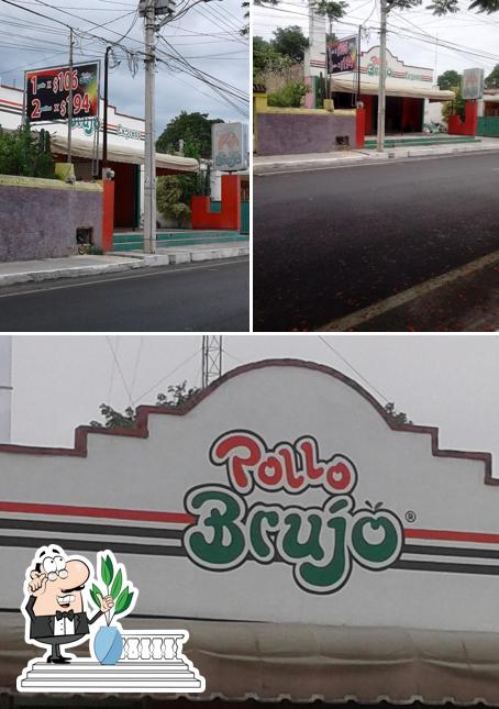 Pollo Brujo Express Cocos restaurant, Merida, C. 60 745 Bis-x 95 y 97 ...