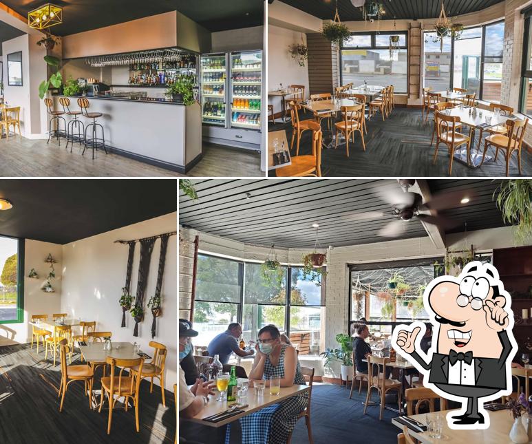 Prem's Seafood Bar&Grill in Devonport - Restaurant menu and reviews