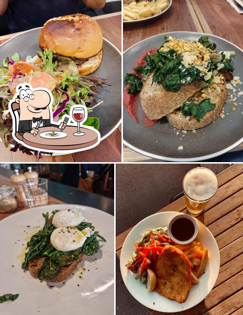 Two Before Ten Aranda, Aranda - Restaurant menu, prices and reviews