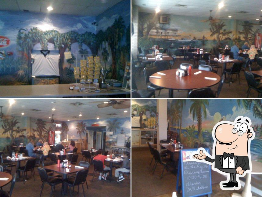 Da Kitchen Too, Waveland - Restaurant menu, prices and reviews