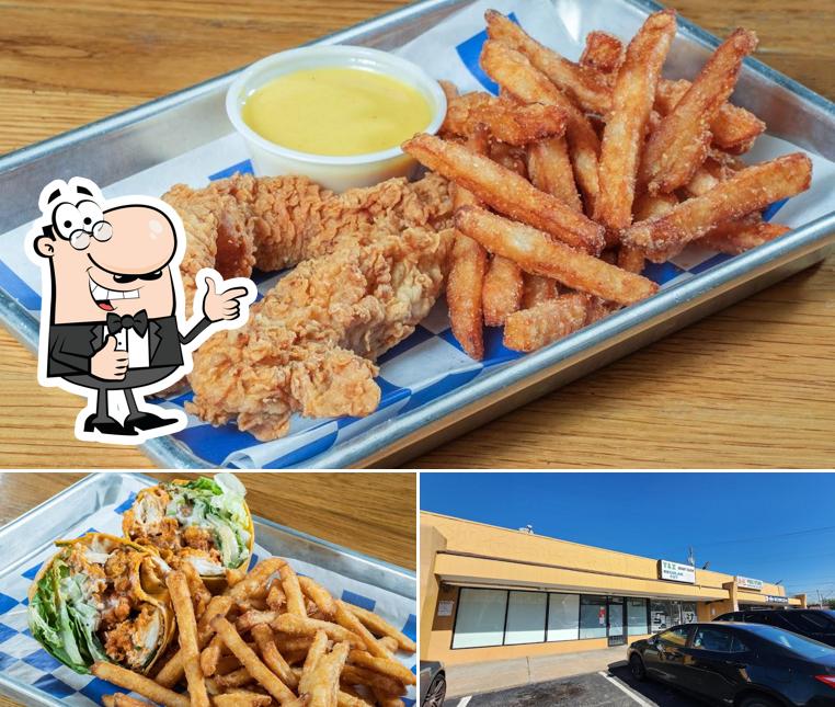 Happy Chicks in Houston - Restaurant menu and reviews