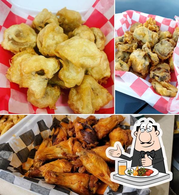 The Dirty Bird in Sycamore - Restaurant menu and reviews