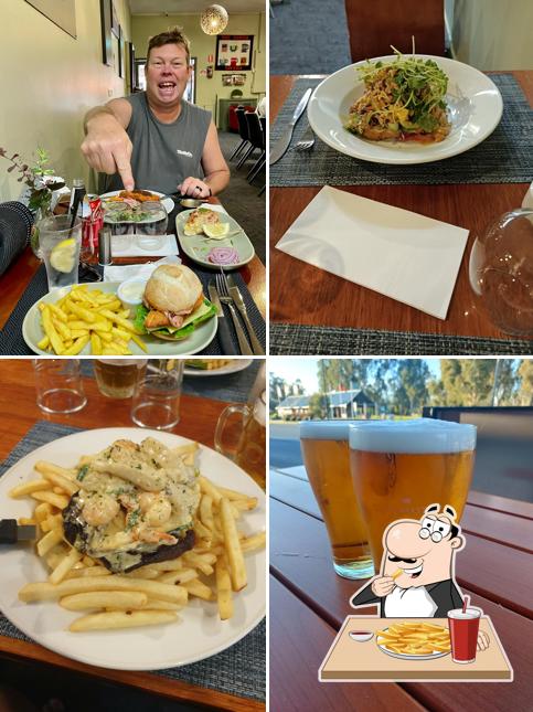 The Bower Tavern, Cohuna - Restaurant menu, prices and reviews