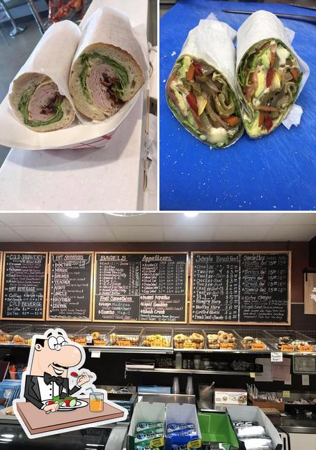 Bagel Hero in Oakdale - Restaurant menu and reviews