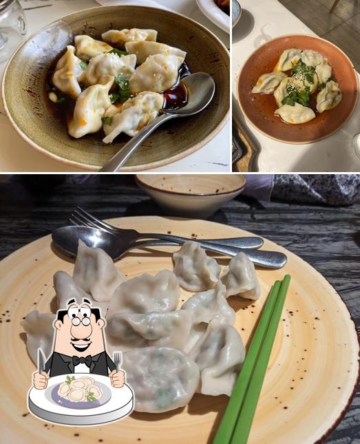 Gong De Lin, Melbourne - Restaurant menu, prices and reviews