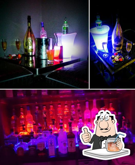 Pure Ultra Lounge, Kansas City - Restaurant menu, prices and reviews