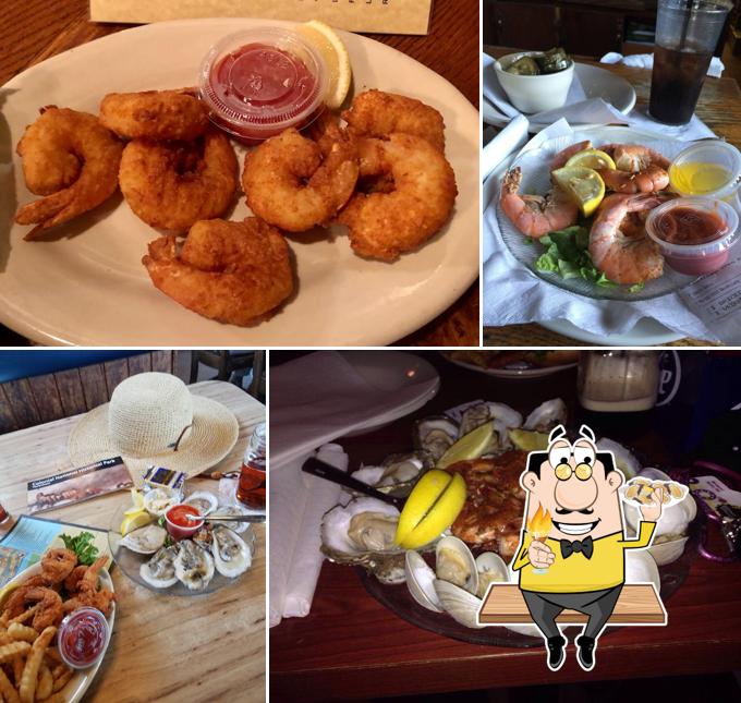 Top 5 restaurants with seafood salad in Yorktown, Virginia, november ...