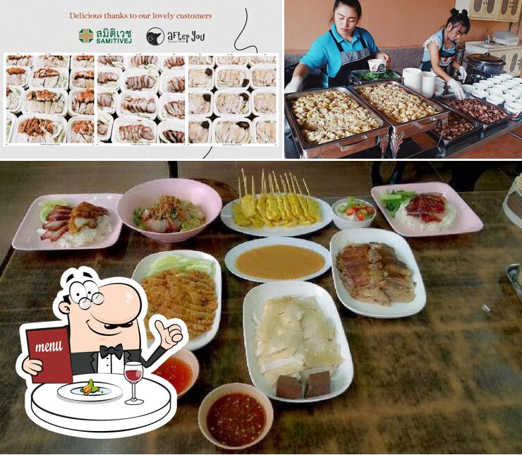 Restaurante 888 Chicken Rice, Bangkok, Phatthanakan Rd - Opiniones del ...