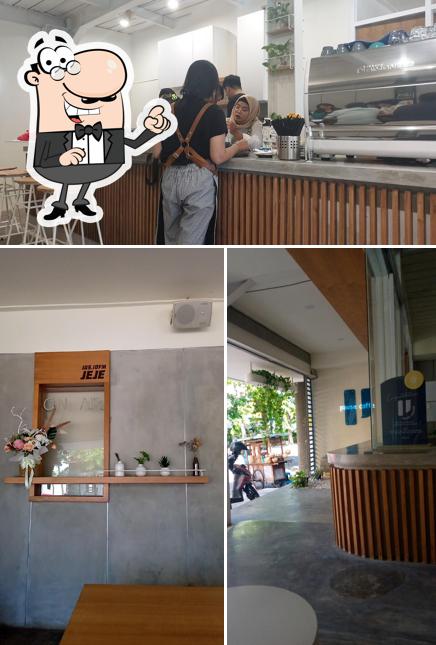 Pause Coffee cafe, Surabaya - Restaurant reviews