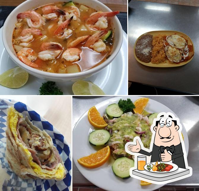 Iguana's Mexican Food in Anaheim - Restaurant menu and reviews
