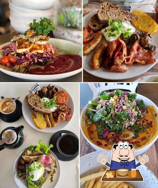 Top 5 restaurants with chicken burgers in Revesby, december 2025 ...