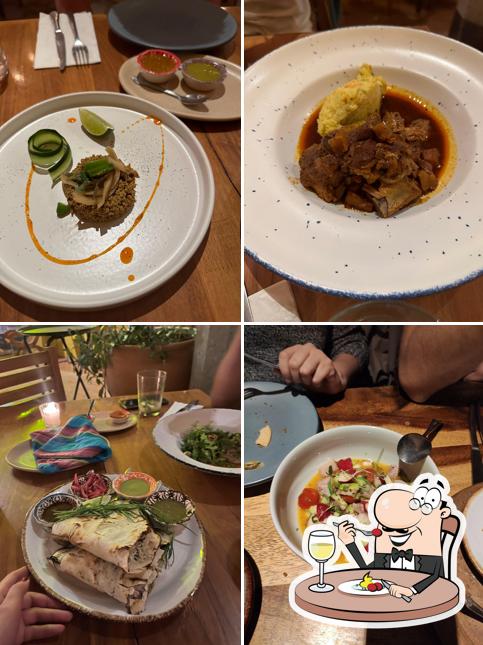 Zandunga Sabor Istmeño Centro restaurant, Oaxaca, Manuel García Vigil ...