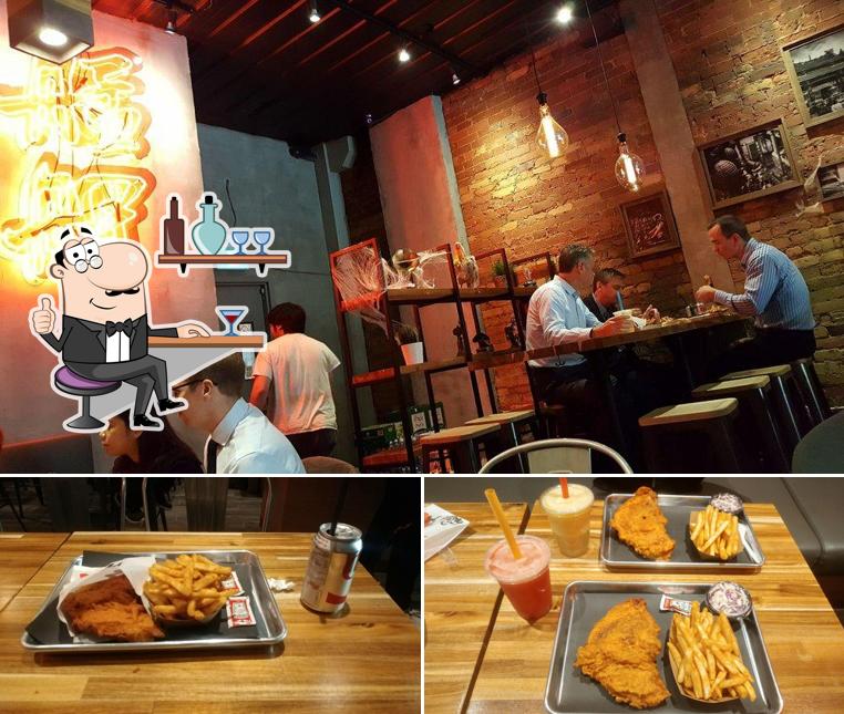 Monga Fried Chicken, 692 Yonge St in Toronto - Restaurant menu and reviews