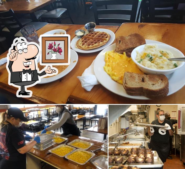 Breaking Bread Café, Minneapolis - Restaurant menu, prices and reviews