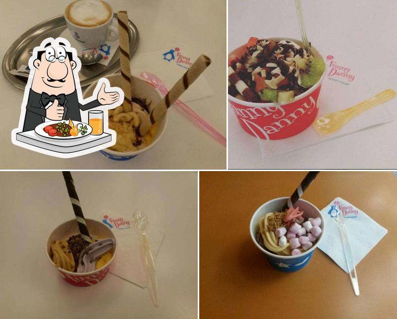 Funny Danny frozen yogurt desserts, Prague - Restaurant menu and reviews