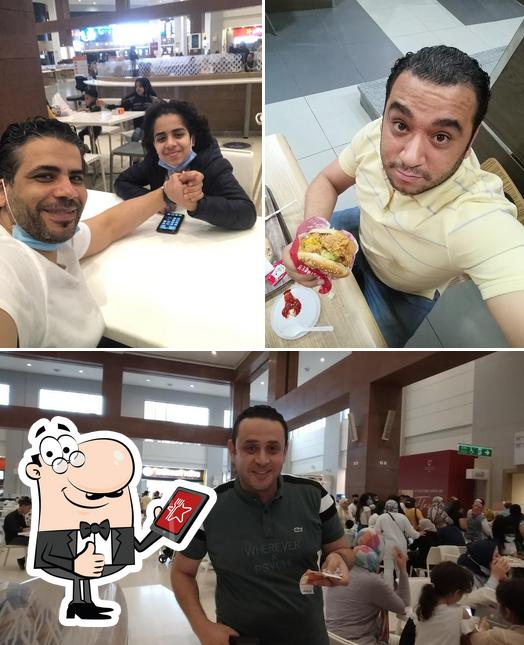 KFC restaurant, New Cairo City, Food Court، Mall - Restaurant reviews