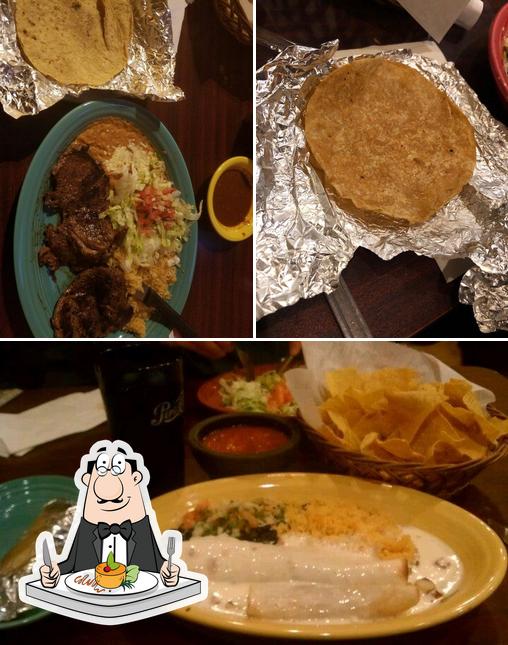 El Toro II, 1005 S Neil St in Champaign - Restaurant menu and reviews