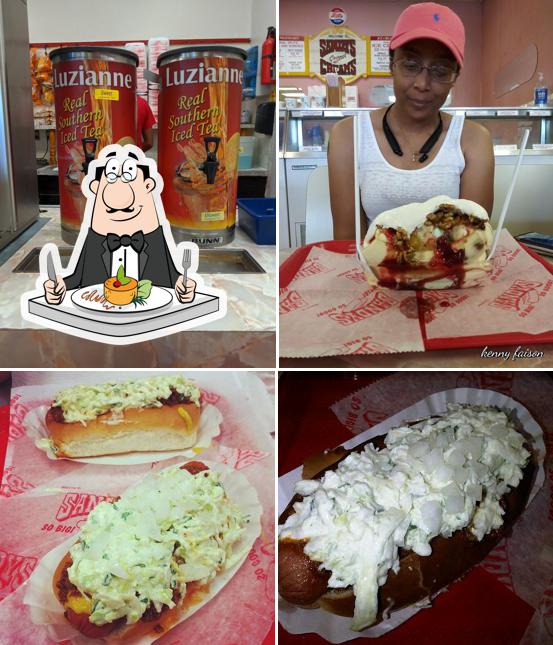Sandy's Famous Hot Dogs, Columbia - Restaurant menu, prices and reviews