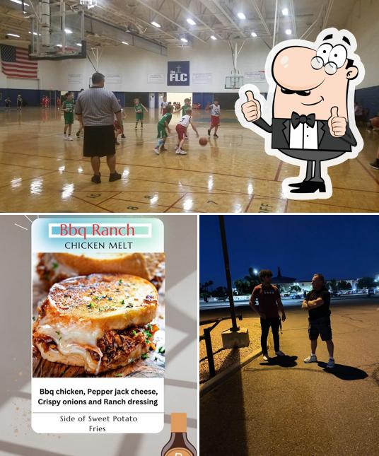 FLC Fitness Center & Health Club in Phoenix - Restaurant reviews
