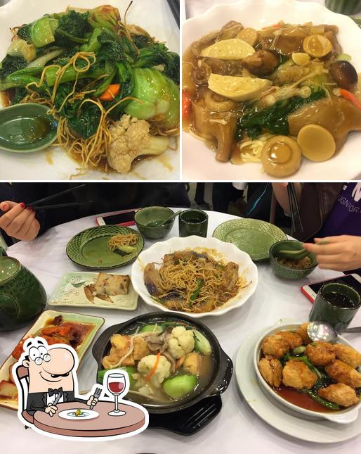 Tsui Lin Vegetarian restaurant, Hong Kong, 號地下 - Restaurant reviews