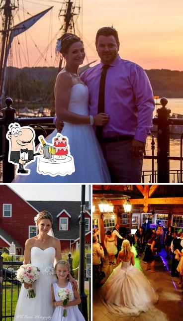 Captain Roberts' Table, Penetanguishene - Restaurant menu, prices and ...