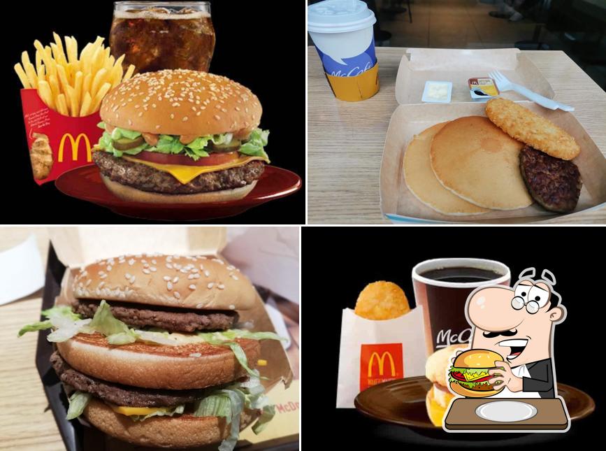 Restaurante McDonald's Uptown Bonifacio, Taguig, 10th Ave - Carta del ...