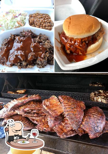 Bar-B-Que Pit Stop in Sedalia - Restaurant menu and reviews