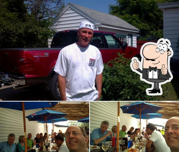 Ford River Pub & Grill in Escanaba - Restaurant menu and reviews