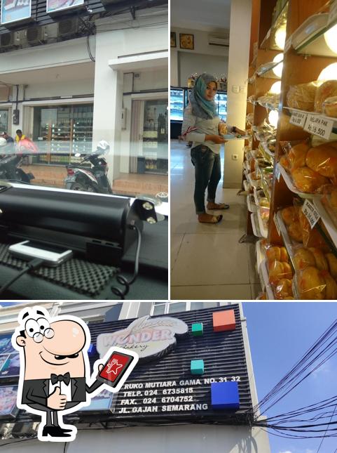 Wonder Bakery, Semarang, Jalan Gajah Raya - Restaurant reviews