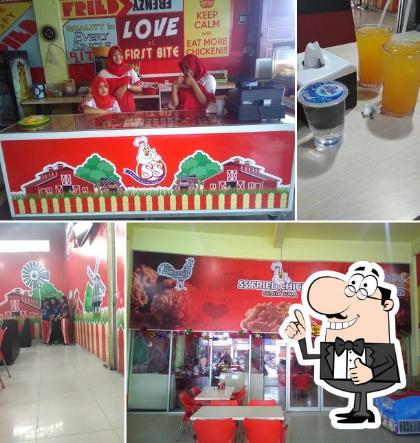 SS FRIED CHICKEN cafe, East Aek Kanopan - Restaurant reviews