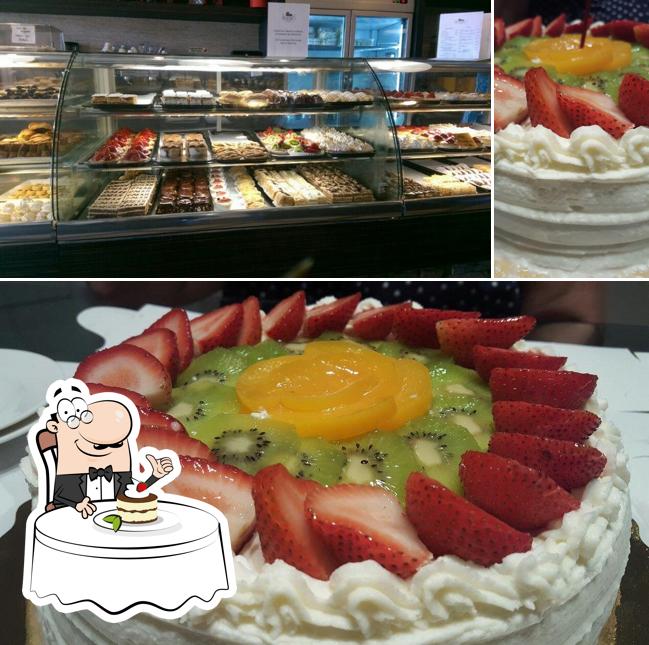 Via Veneto Bakery & Italian Deli in Doral - Restaurant menu and reviews
