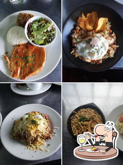 Pacho Parrilla, Bogotá, De Los Comuneros #47-62 - Restaurant reviews