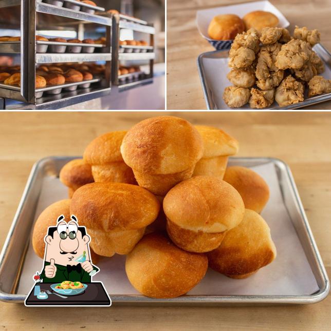 Ezell's Famous Chicken, Seattle - Restaurant menu, prices and reviews