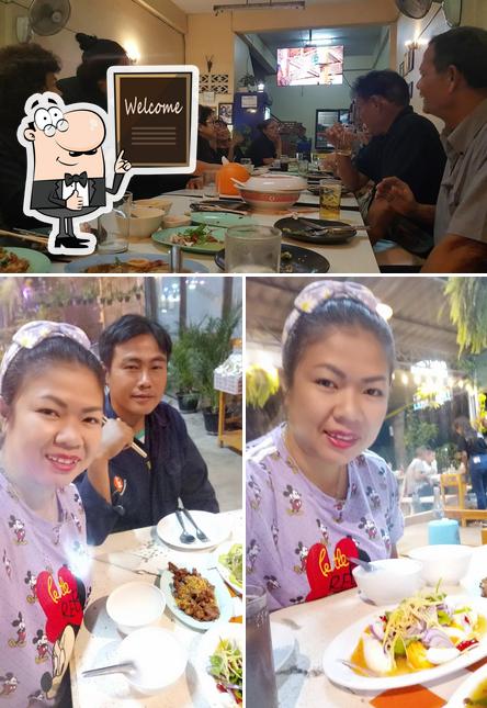 กุ้ง ข้าวต้ม restaurant, Ban Mo - Restaurant reviews
