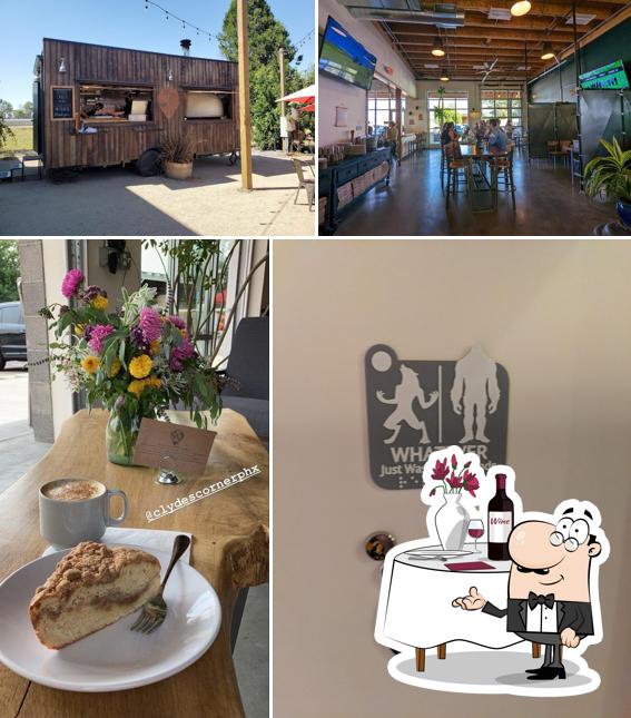 Clyde's Corner, Phoenix - Restaurant menu, prices and reviews