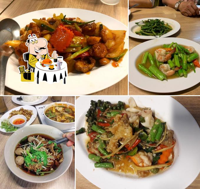Phayathai Kitchen, Bangkok - Restaurant menu, prices and reviews